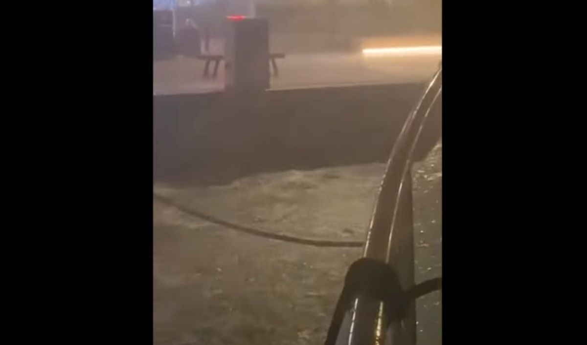 Splitska luka smrdi od oborinskih i fekalnih voda nakon snažne kiše