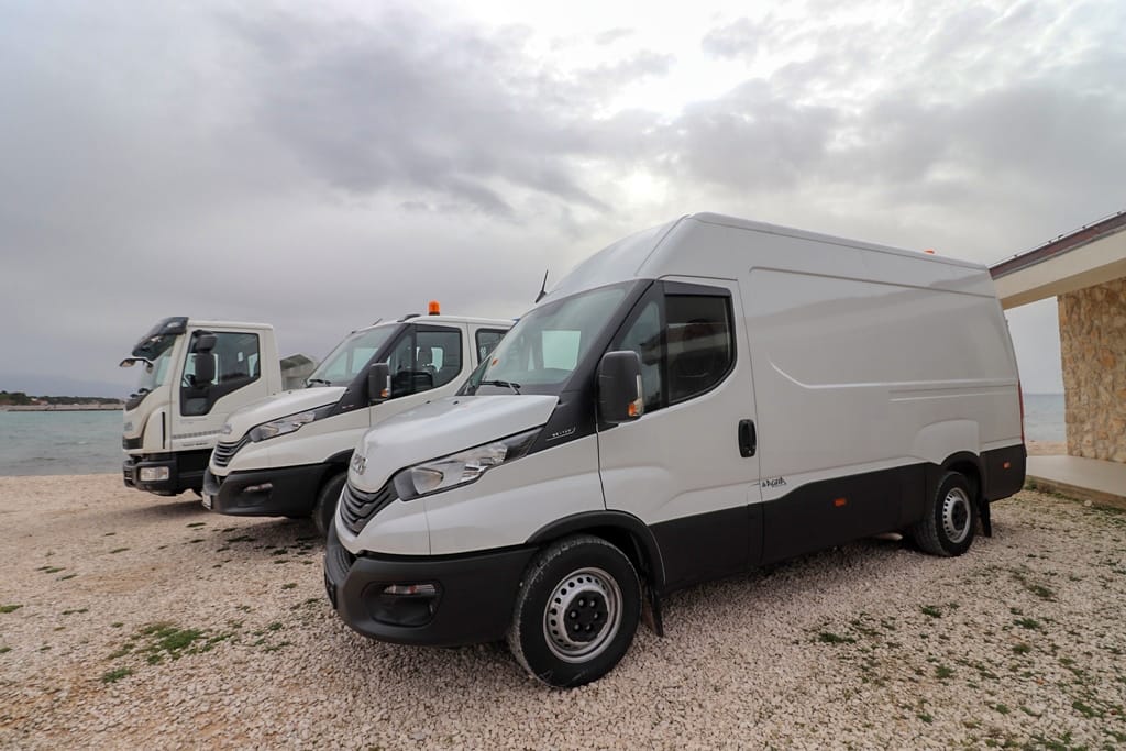 Virski vodovod nabavio tri skupa specijalizirana vozila za kontrolu ...