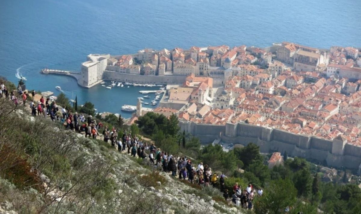 Ove nedjelje korizmeni križni put na Srđ Ove nedjelje korizmeni križni put na Srđ