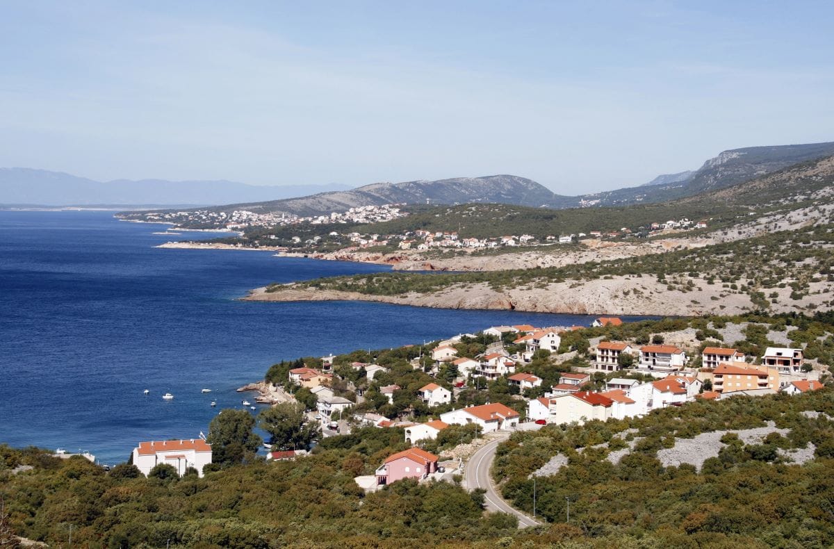 Dvoje poginulih u teškoj prometnoj nesreći kod u Novom Vinodolskom