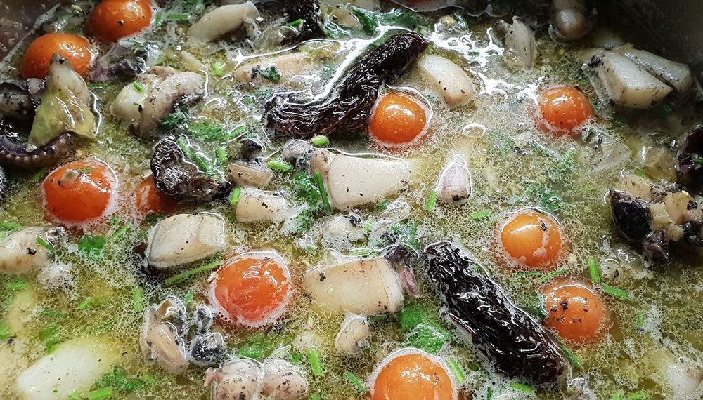 RECEPTI DUBROVAČKOG PRIMORJA Sipa u šugu s lećom i orzom | | Morski HR