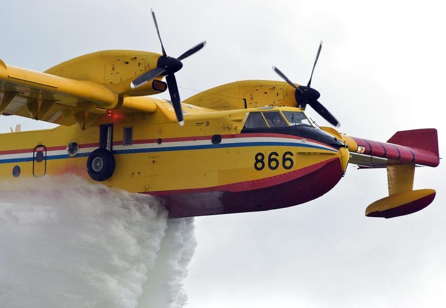 Kanader gasi požar kod Rijeke | | Morski HR