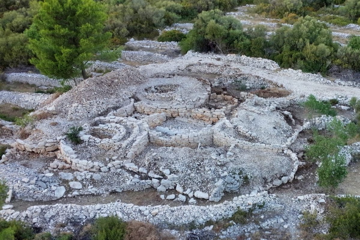 Arheološka senzacija s Korčule stiže u Split: "Kopila - grad mrtvih nad poljem života"