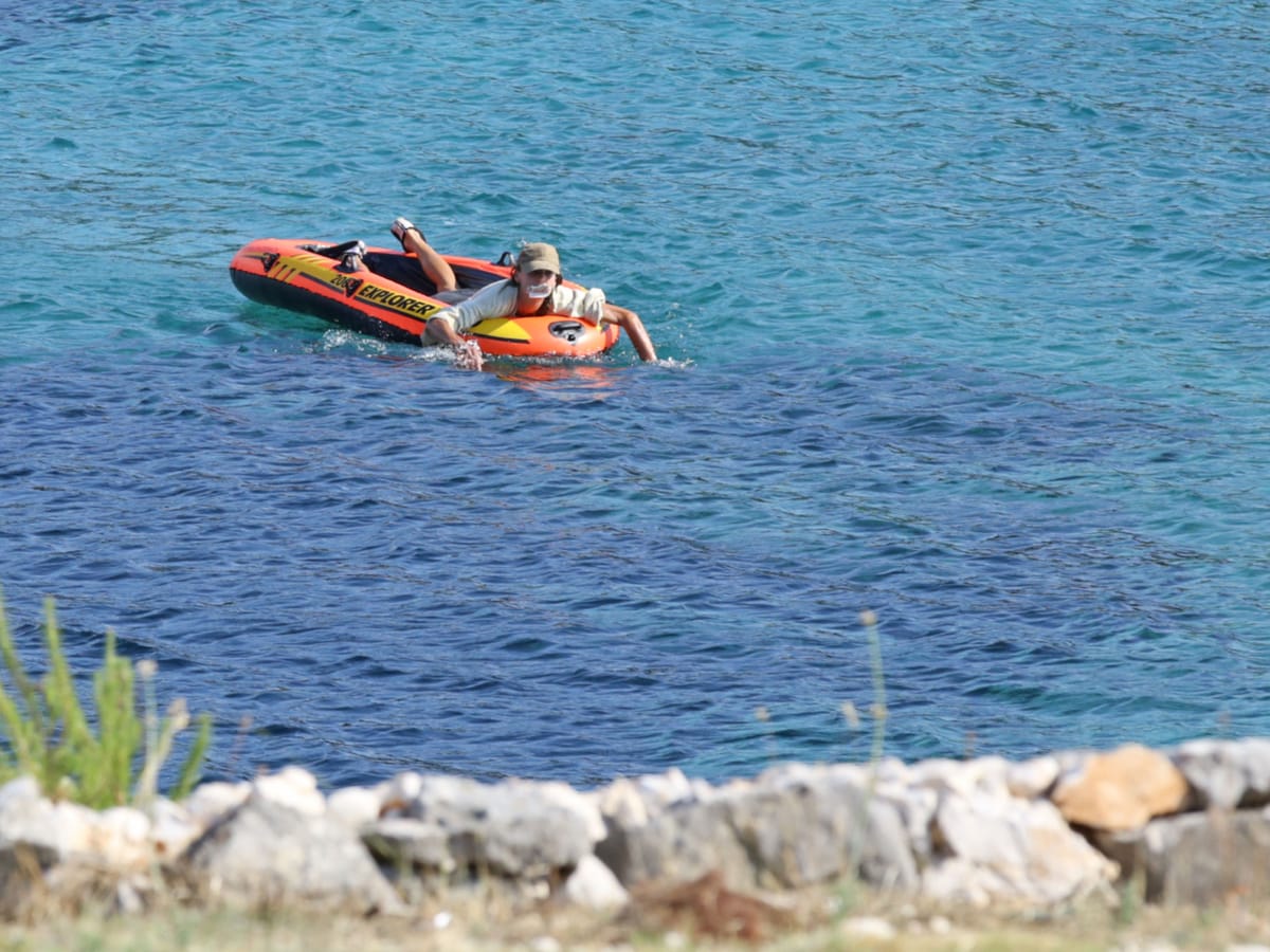 Švedska manekenka okupirala pusti otok, ne da nikome ni prići, a na ...