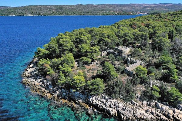 UTVRDA BATERIJA Transformacija putem digitalnih tehnologija u turističku atrakciju