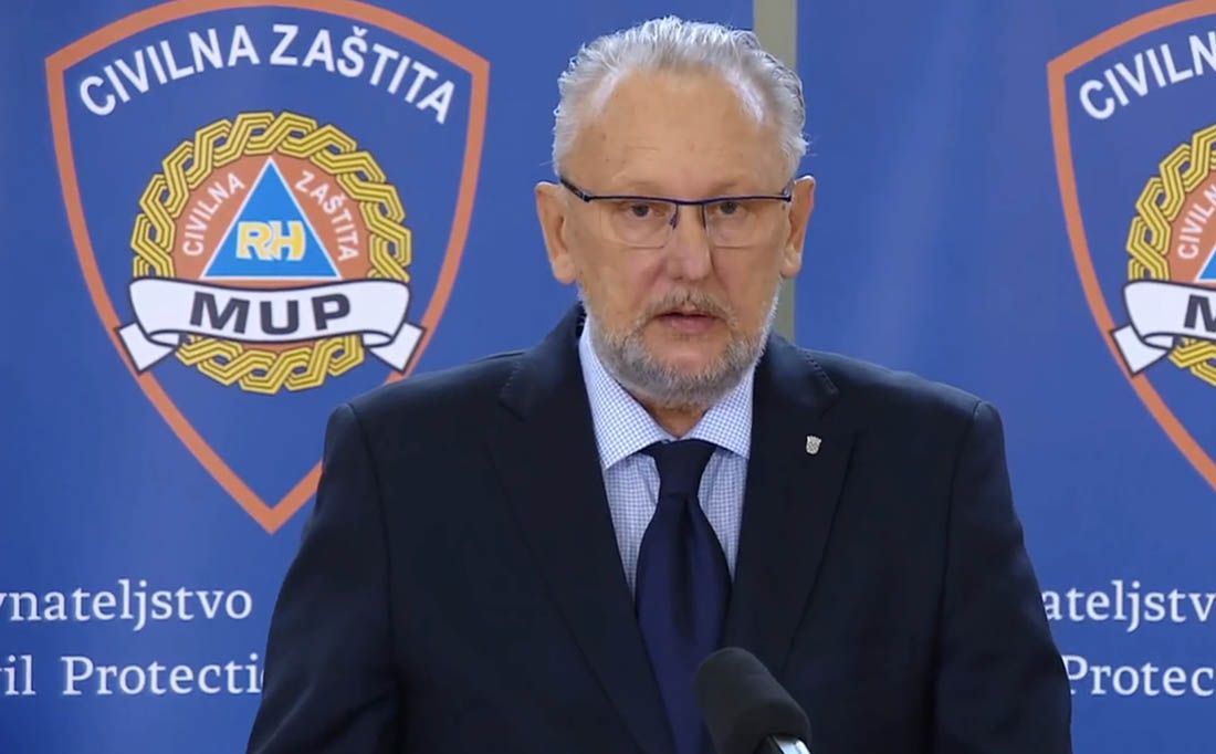 OD DANAS NOVE MJERE Maske obavezne u svim zatvorenim prostorima, moraju ih imati i gosti kafića ...